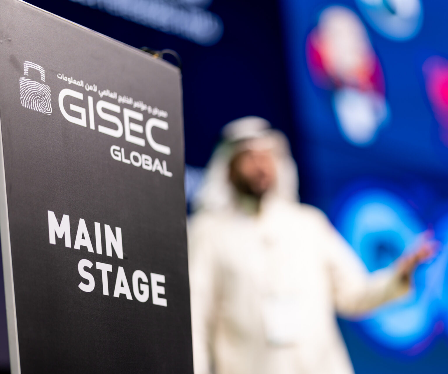 Former U.S. secret service agent and convicted hacker reunite for the ...